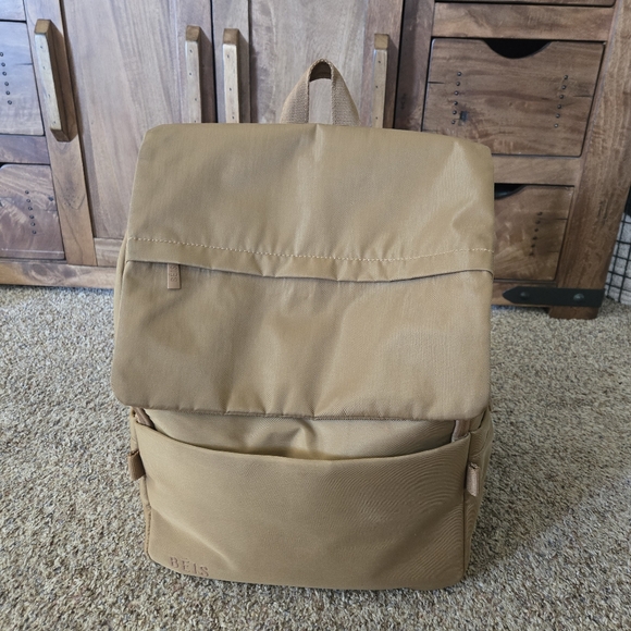BEIS | Bags | Beis The Ultimate Diaper Backpack | Poshmark